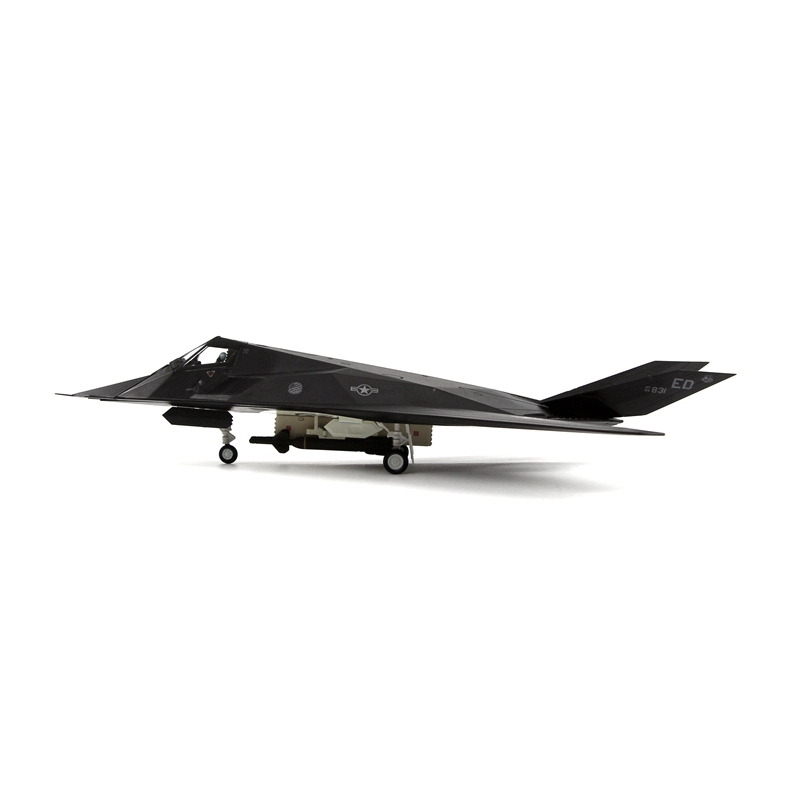 USAF F-117 Nighthawk Stealth Diecast Model – Fighter Gifts